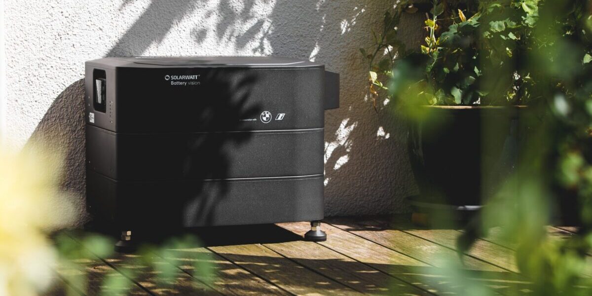 Solarwatt shows new photovoltaic home storage system - Energy Storage