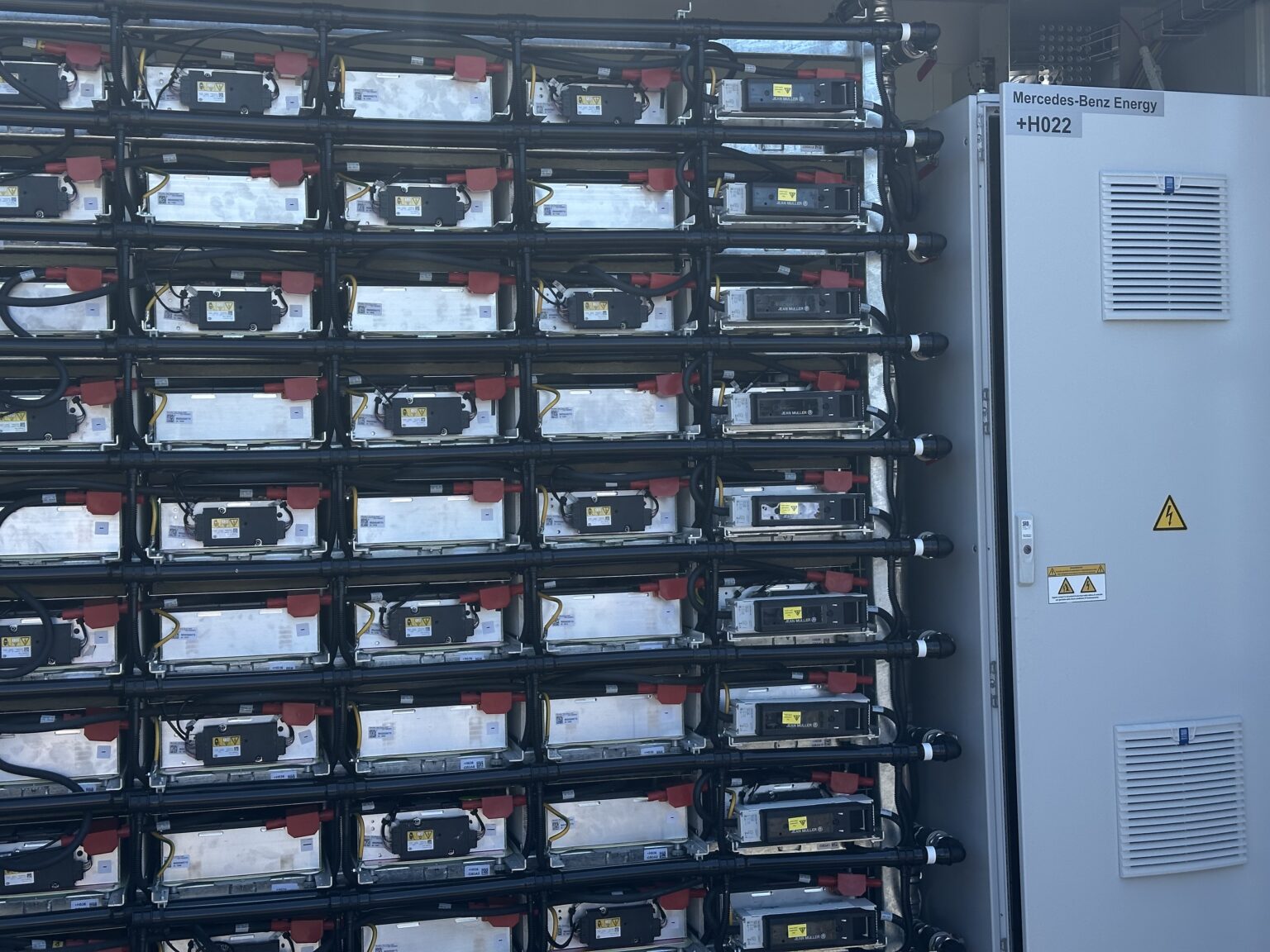 Enel inagurates 10 MWh second-life battery project at Italian airport ...